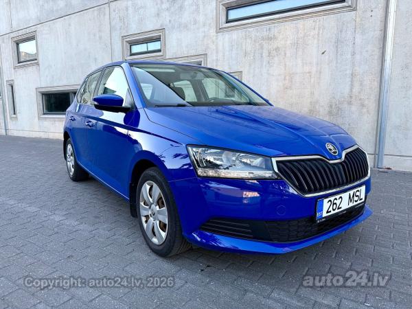 Zils Skoda Fabia 2019 Tallina, ar dzinēja tilpumu 1.00 L un nobraukumu 43 tūkst. km par 7990 €, foto 3 vietnē AUTOMOTO.COM.LV