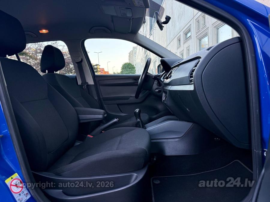 Синий Шкода Фабия 2019 в Таллин, объемом двигателя 1.00 л и пробегом 43 тыс. км за 7990 €, фото 12 на AUTOMOTO.COM.LV