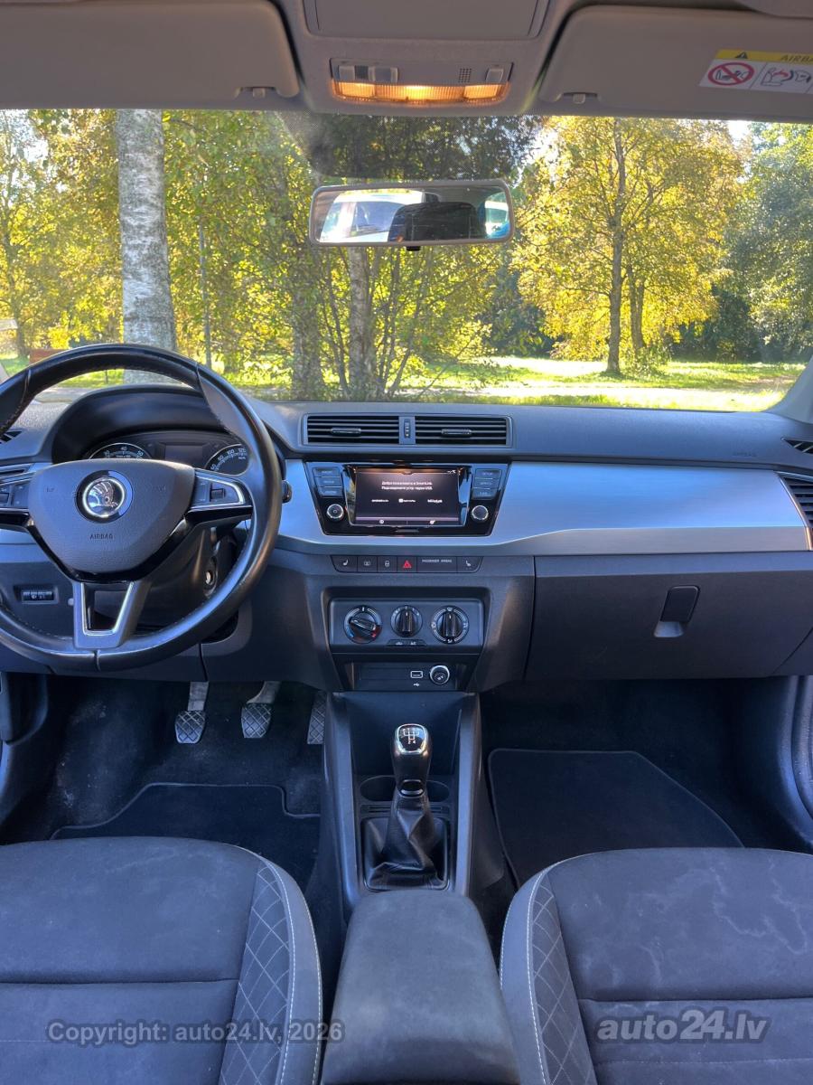 Zils Skoda Fabia 2019 Tallina, ar dzinēja tilpumu 1.00 L un nobraukumu 178 tūkst. km par 5999 €, foto 17 vietnē AUTOMOTO.COM.LV