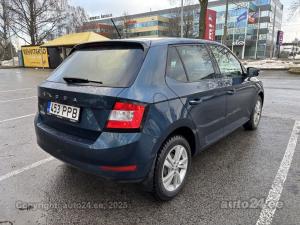 Blue Skoda Fabia 2020 in Tallinn, with an engine capacity of 1.00 L and mileage of 42 thousand km for 9450 €, photo 4 on AUTOMOTO.COM.LV