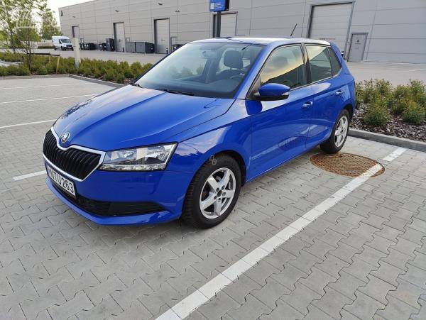 Zils Skoda Fabia 2020 Viļņa, ar dzinēja tilpumu 1.00 L un nobraukumu 124 tūkst. km par 6950 €, foto 4 vietnē AUTOMOTO.COM.LV