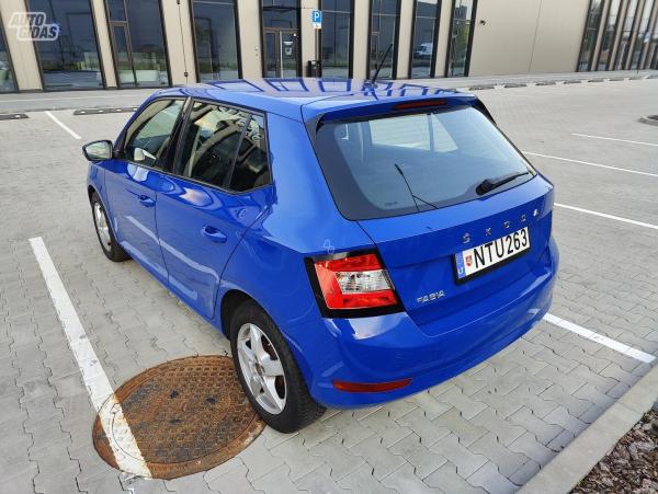 Zils Skoda Fabia 2020 Viļņa, ar dzinēja tilpumu 1.00 L un nobraukumu 124 tūkst. km par 6950 €, foto 9 vietnē AUTOMOTO.COM.LV