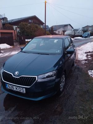 Blue Skoda Fabia 2021 in Tallinn, with an engine capacity of 1.00 L and mileage of 92 thousand km for 9500 €, photo  on AUTOMOTO.COM.LV