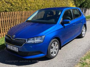 Zils Skoda Fabia 2021 Tallina, ar dzinēja tilpumu 0.00 L un nobraukumu 82 tūkst. km par 10890 €, foto  vietnē AUTOMOTO.COM.LV