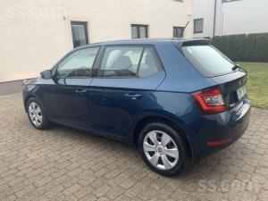 Zils Skoda Fabia 2021 Rīga, ar dzinēja tilpumu 1.00 L un nobraukumu 72 tūkst. km par 10750 €, foto 3 vietnē AUTOMOTO.COM.LV