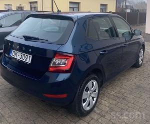 Zils Skoda Fabia 2021 Rīga, ar dzinēja tilpumu 1.00 L un nobraukumu 72 tūkst. km par 10750 €, foto 6 vietnē AUTOMOTO.COM.LV
