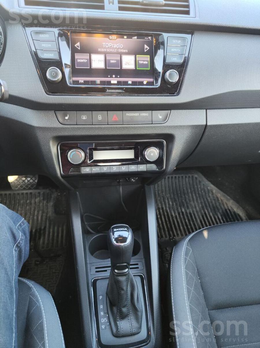 Zils Skoda Fabia 2021 Rīga, ar dzinēja tilpumu 1.00 L un nobraukumu 114 tūkst. km par 9500 €, foto 9 vietnē AUTOMOTO.COM.LV