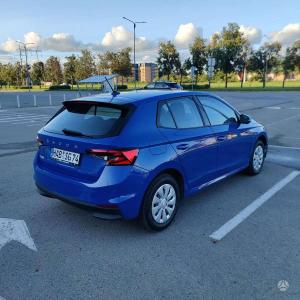Zils Skoda Fabia 2022 Šauļi, ar dzinēja tilpumu 1.00 L un nobraukumu 15 tūkst. km par 14400 €, foto 8 vietnē AUTOMOTO.COM.LV