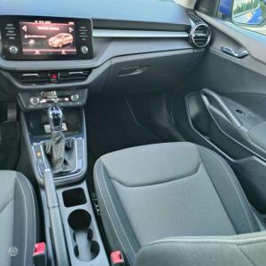 Zils Skoda Fabia 2022 Šauļi, ar dzinēja tilpumu 1.00 L un nobraukumu 15 tūkst. km par 14400 €, foto 13 vietnē AUTOMOTO.COM.LV