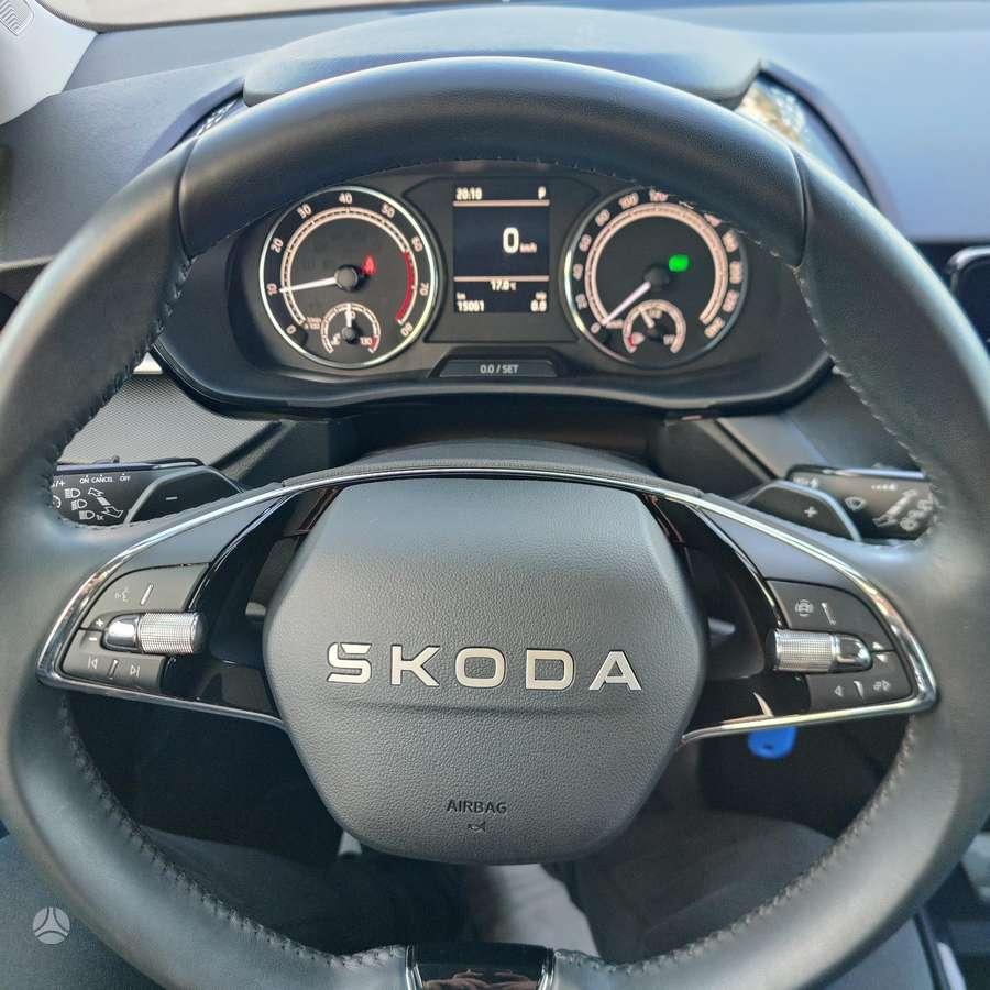 Zils Skoda Fabia 2022 Šauļi, ar dzinēja tilpumu 1.00 L un nobraukumu 15 tūkst. km par 14400 €, foto 29 vietnē AUTOMOTO.COM.LV