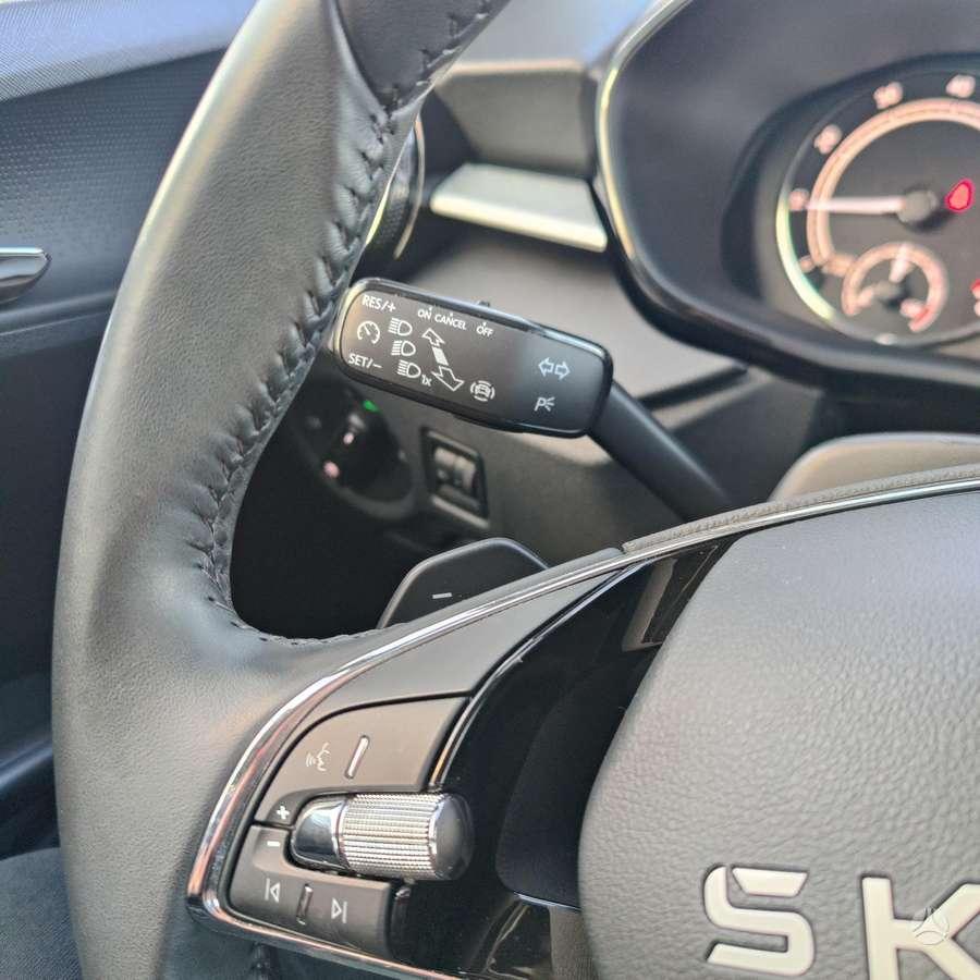 Zils Skoda Fabia 2022 Šauļi, ar dzinēja tilpumu 1.00 L un nobraukumu 15 tūkst. km par 14400 €, foto 30 vietnē AUTOMOTO.COM.LV