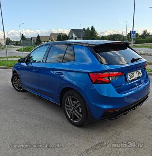 Blue Skoda Fabia 2023 in Tallinn, with an engine capacity of 1.50 L and mileage of 37 thousand km for 19950 €, photo 5 on AUTOMOTO.COM.LV