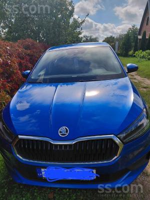 Blue Skoda Fabia 2023 in Dobele, with an engine capacity of 1.00 L and mileage of 51 thousand km for 12500 €, photo  on AUTOMOTO.COM.LV
