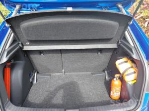 Blue Skoda Fabia 2023 in Dobele, with an engine capacity of 1.00 L and mileage of 51 thousand km for 12500 €, photo 6 on AUTOMOTO.COM.LV