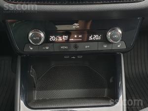 Синий Шкода Фабия 2024 в Рига, объемом двигателя 1.00 л и пробегом 23 тыс. км за 18500 €, фото 30 на AUTOMOTO.COM.LV