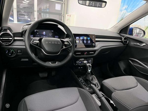 Zils Skoda Fabia 2025 Kauņa, ar dzinēja tilpumu 1.00 L un nobraukumu 5 tūkst. km par 20580 €, foto 11 vietnē AUTOMOTO.COM.LV