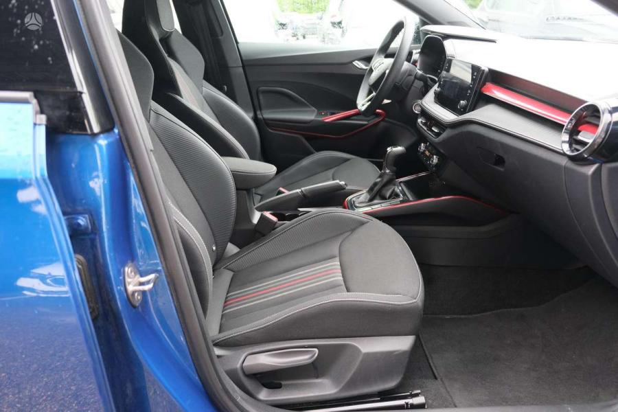 Blue Skoda Fabia 2025 in Vilnius, with an engine capacity of 1.00 L and mileage of 49 thousand km for 18950 €, photo 10 on AUTOMOTO.COM.LV