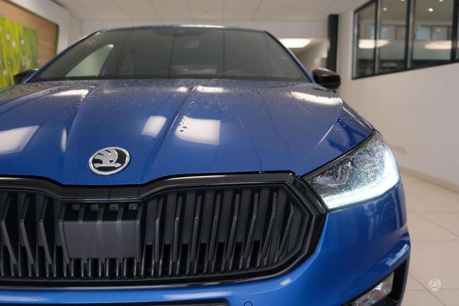 Blue Skoda Fabia 2025 in Vilnius, with an engine capacity of 1.00 L and mileage of 49 thousand km for 18950 €, photo 28 on AUTOMOTO.COM.LV