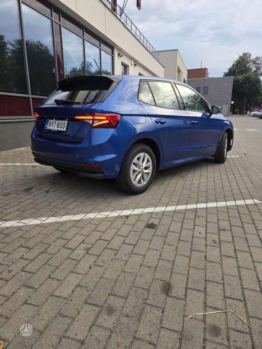Zils Skoda Fabia 2025 Kaišiadorys, ar dzinēja tilpumu 1.00 L un nobraukumu 6 tūkst. km par 16700 €, foto 6 vietnē AUTOMOTO.COM.LV