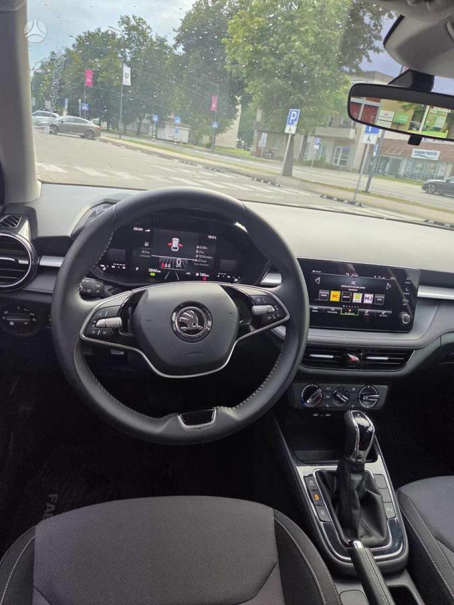 Zils Skoda Fabia 2025 Kaišiadorys, ar dzinēja tilpumu 1.00 L un nobraukumu 6 tūkst. km par 16700 €, foto 10 vietnē AUTOMOTO.COM.LV