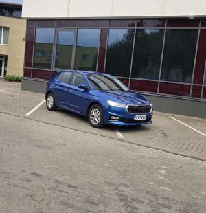 Zils Skoda Fabia 2025 Kaišiadorys, ar dzinēja tilpumu 1.00 L un nobraukumu 6 tūkst. km par 16700 €, foto 14 vietnē AUTOMOTO.COM.LV