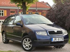 Zils Skoda Fabia 2002 Jelgava, ar dzinēja tilpumu 1.90 L un nobraukumu 247 tūkst. km par 1400 €, foto 2 vietnē AUTOMOTO.COM.LV