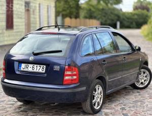 Zils Skoda Fabia 2002 Jelgava, ar dzinēja tilpumu 1.90 L un nobraukumu 247 tūkst. km par 1400 €, foto 3 vietnē AUTOMOTO.COM.LV