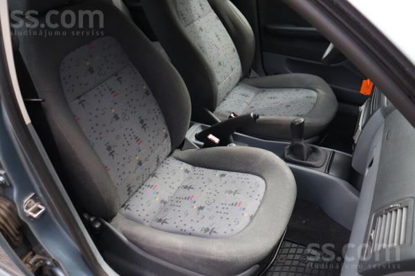 Zils Skoda Fabia 2004 Valmiera, ar dzinēja tilpumu 1.20 L un nobraukumu 301 tūkst. km par 1590 €, foto 6 vietnē AUTOMOTO.COM.LV