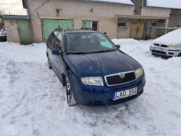 Blue Skoda Fabia 2005 in Silale, with an engine capacity of 1.40 L and mileage of 276 thousand km for 700 €, photo 1 on AUTOMOTO.COM.LV