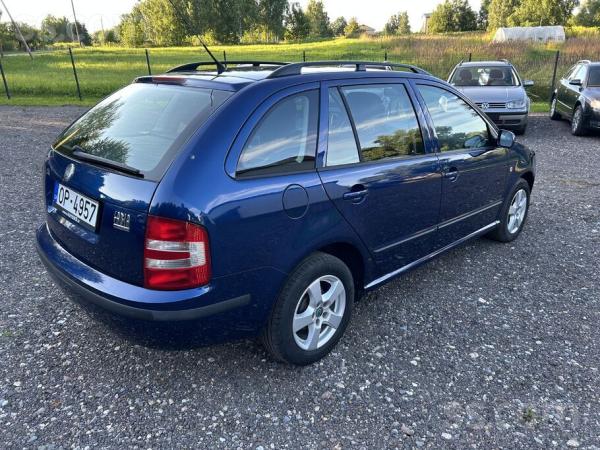 Blue Skoda Fabia 2006 in Limbazi, with an engine capacity of 1.40 L and mileage of 193 thousand km for 1950 €, photo 4 on AUTOMOTO.COM.LV