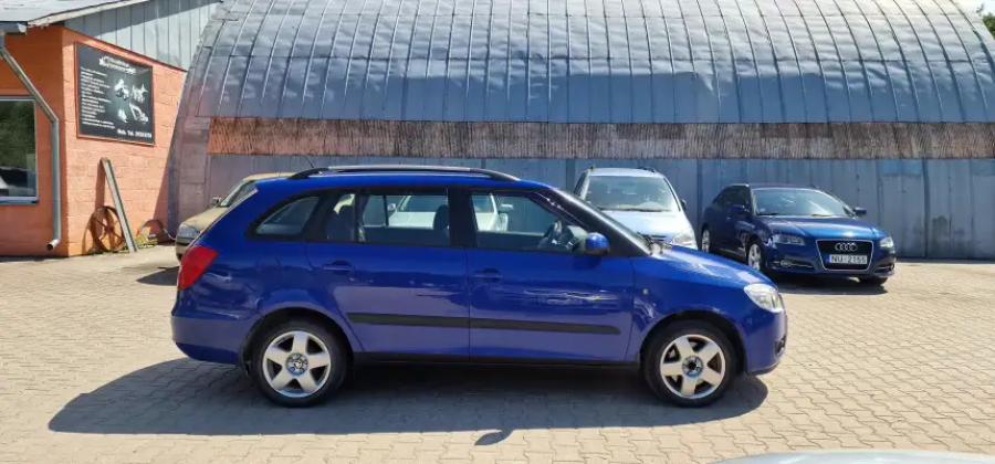 Blue Skoda Fabia 2008 in Valmiera, with an engine capacity of 1.90 L and mileage of 364 thousand km for 1500 €, photo 3 on AUTOMOTO.COM.LV