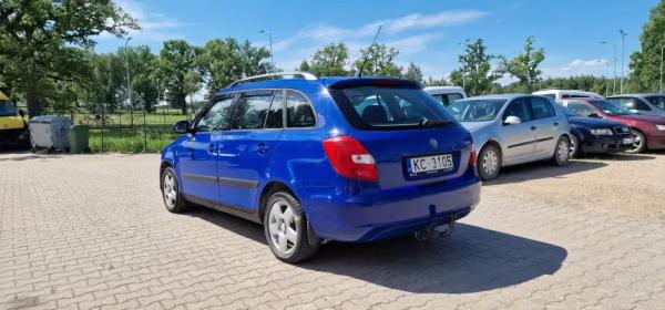 Zils Skoda Fabia 2008 Valmiera, ar dzinēja tilpumu 1.90 L un nobraukumu 364 tūkst. km par 1500 €, foto 4 vietnē AUTOMOTO.COM.LV