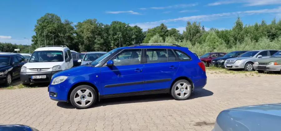 Blue Skoda Fabia 2008 in Valmiera, with an engine capacity of 1.90 L and mileage of 364 thousand km for 1500 €, photo 6 on AUTOMOTO.COM.LV