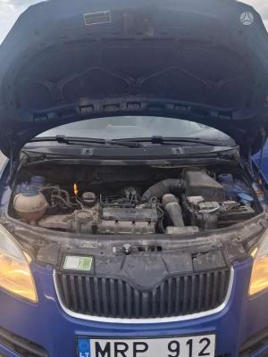 Blue Skoda Fabia 2008 in Vilnius, with an engine capacity of 1.20 L and mileage of 207 thousand km for 1500 €, photo 13 on AUTOMOTO.COM.LV