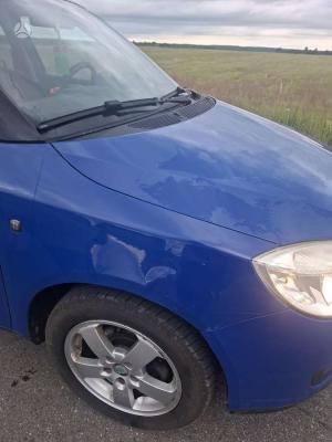 Blue Skoda Fabia 2008 in Vilnius, with an engine capacity of 1.20 L and mileage of 207 thousand km for 1500 €, photo 16 on AUTOMOTO.COM.LV