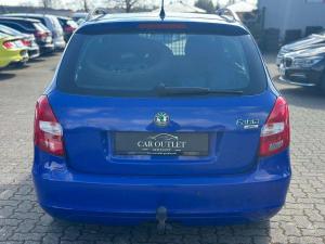 Zils Skoda Fabia 2009 Viļņa, ar dzinēja tilpumu 1.39 L un nobraukumu 240 tūkst. km par 2499 €, foto 7 vietnē AUTOMOTO.COM.LV