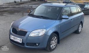 Blue Skoda Fabia 2009 in Vilnius, with an engine capacity of 1.60 L and mileage of 235 thousand km for 2350 €, photo 4 on AUTOMOTO.COM.LV