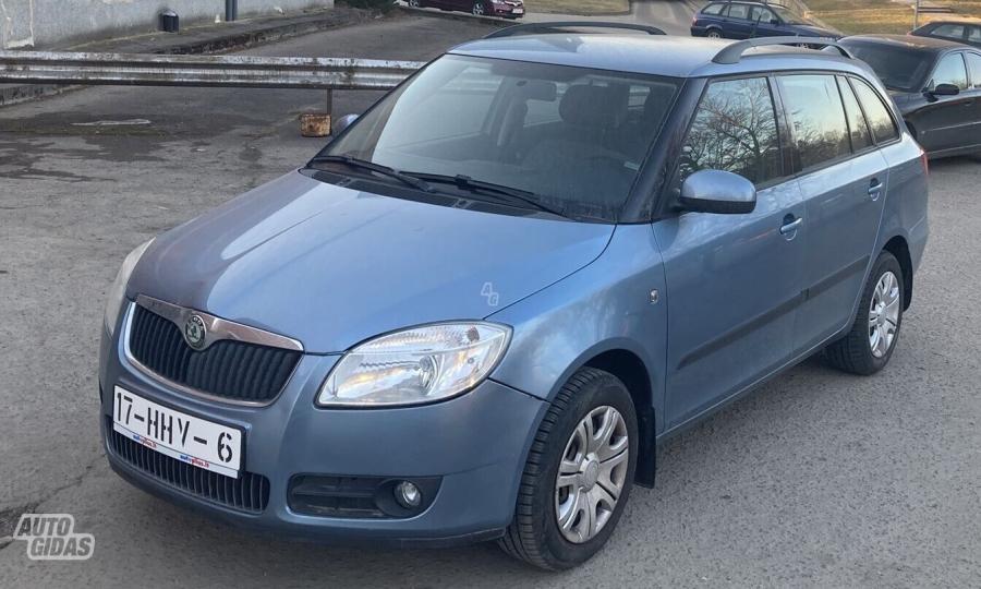 Blue Skoda Fabia 2009 in Vilnius, with an engine capacity of 1.60 L and mileage of 235 thousand km for 2350 €, photo 4 on AUTOMOTO.COM.LV