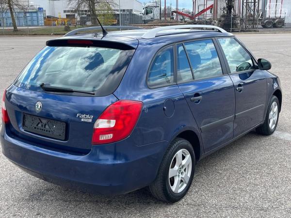 Zils Skoda Fabia 2009 Marijampole, ar dzinēja tilpumu 1.20 L un nobraukumu 198 tūkst. km par 1850 €, foto 5 vietnē AUTOMOTO.COM.LV