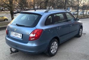 Zils Skoda Fabia 2009 Viļņa, ar dzinēja tilpumu 1.60 L un nobraukumu 232 tūkst. km par 2250 €, foto 4 vietnē AUTOMOTO.COM.LV