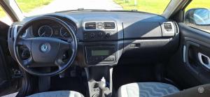 Zils Skoda Fabia 2009 Vievis, ar dzinēja tilpumu 1.90 L un nobraukumu 284 tūkst. km par 1800 €, foto 22 vietnē AUTOMOTO.COM.LV