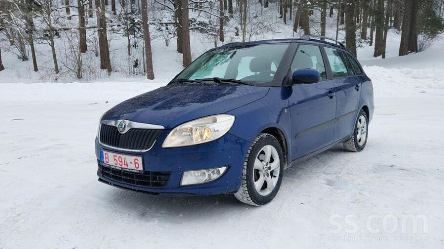 Zils Skoda Fabia 2010 Alūksne, ar dzinēja tilpumu 1.20 L un nobraukumu 0 tūkst. km par 2900 €, foto 1 vietnē AUTOMOTO.COM.LV