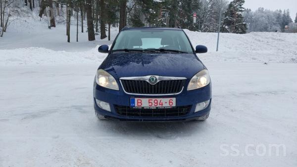 Zils Skoda Fabia 2010 Alūksne, ar dzinēja tilpumu 1.20 L un nobraukumu 0 tūkst. km par 2900 €, foto 3 vietnē AUTOMOTO.COM.LV