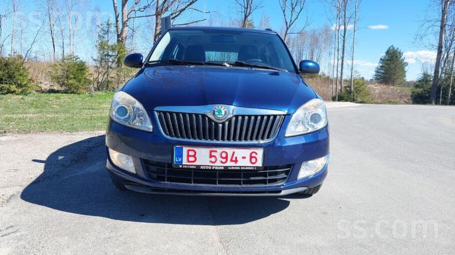 Zils Skoda Fabia 2010 Alūksne, ar dzinēja tilpumu 1.20 L un nobraukumu 0 tūkst. km par 2400 €, foto 4 vietnē AUTOMOTO.COM.LV