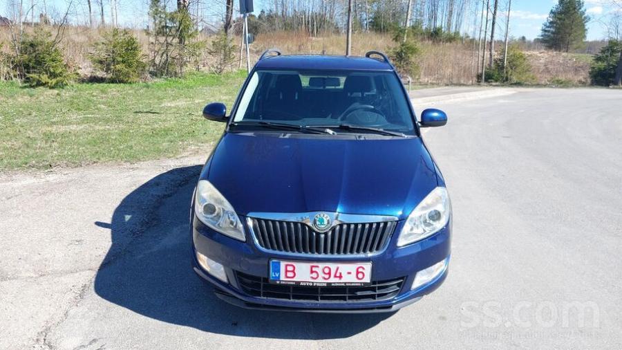 Zils Skoda Fabia 2010 Alūksne, ar dzinēja tilpumu 1.20 L un nobraukumu 0 tūkst. km par 2400 €, foto 5 vietnē AUTOMOTO.COM.LV