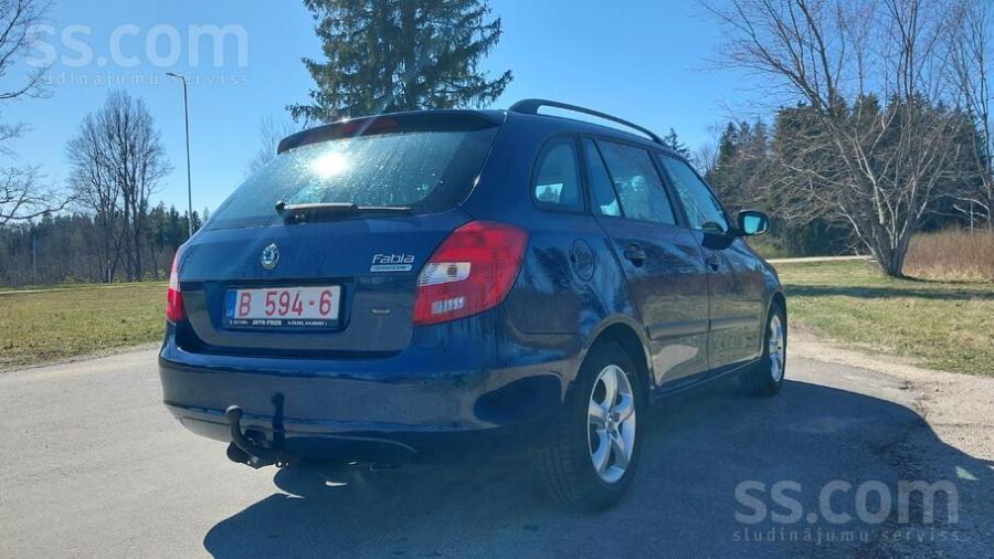 Zils Skoda Fabia 2010 Alūksne, ar dzinēja tilpumu 1.20 L un nobraukumu 0 tūkst. km par 2400 €, foto 6 vietnē AUTOMOTO.COM.LV