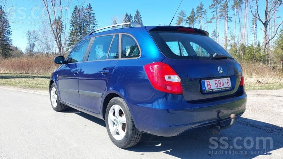 Zils Skoda Fabia 2010 Alūksne, ar dzinēja tilpumu 1.20 L un nobraukumu 0 tūkst. km par 2400 €, foto 7 vietnē AUTOMOTO.COM.LV