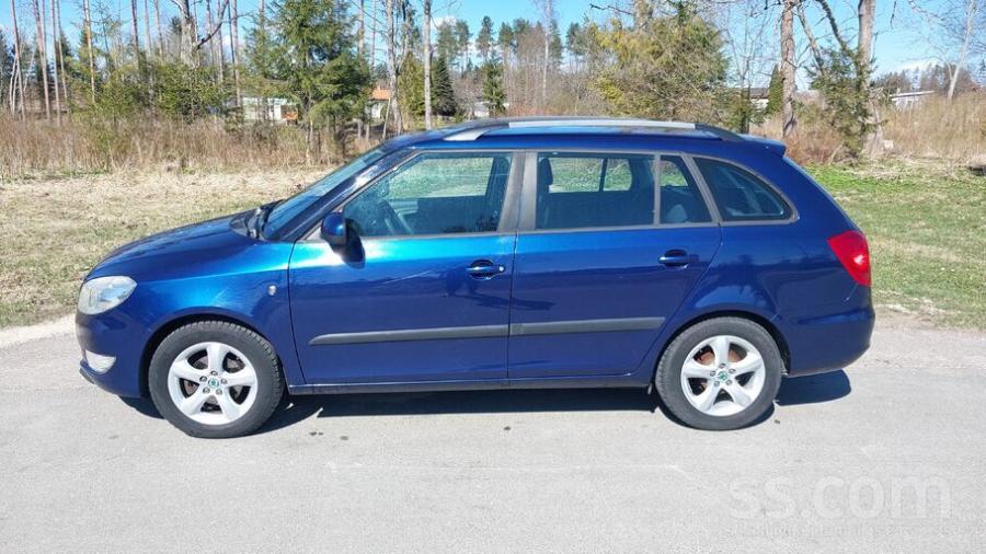Zils Skoda Fabia 2010 Alūksne, ar dzinēja tilpumu 1.20 L un nobraukumu 0 tūkst. km par 2400 €, foto 10 vietnē AUTOMOTO.COM.LV
