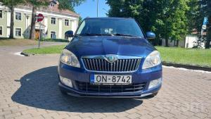 Zils Skoda Fabia 2010 Alūksne, ar dzinēja tilpumu 1.20 L un nobraukumu 0 tūkst. km par 2400 €, foto 3 vietnē AUTOMOTO.COM.LV