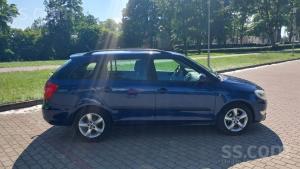 Zils Skoda Fabia 2010 Alūksne, ar dzinēja tilpumu 1.20 L un nobraukumu 0 tūkst. km par 2400 €, foto 5 vietnē AUTOMOTO.COM.LV